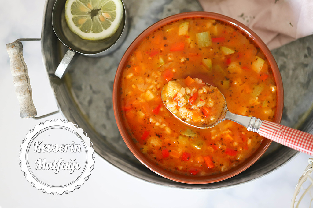 Bulgurlu Sebze Çorbası Tarifi | Kevserin Mutfağı - Yemek Tarifleri