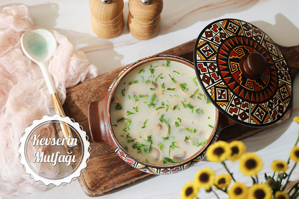 Kremalı Mantar Çorbası Tarifi | Kevserin Mutfağı - Yemek Tarifleri
